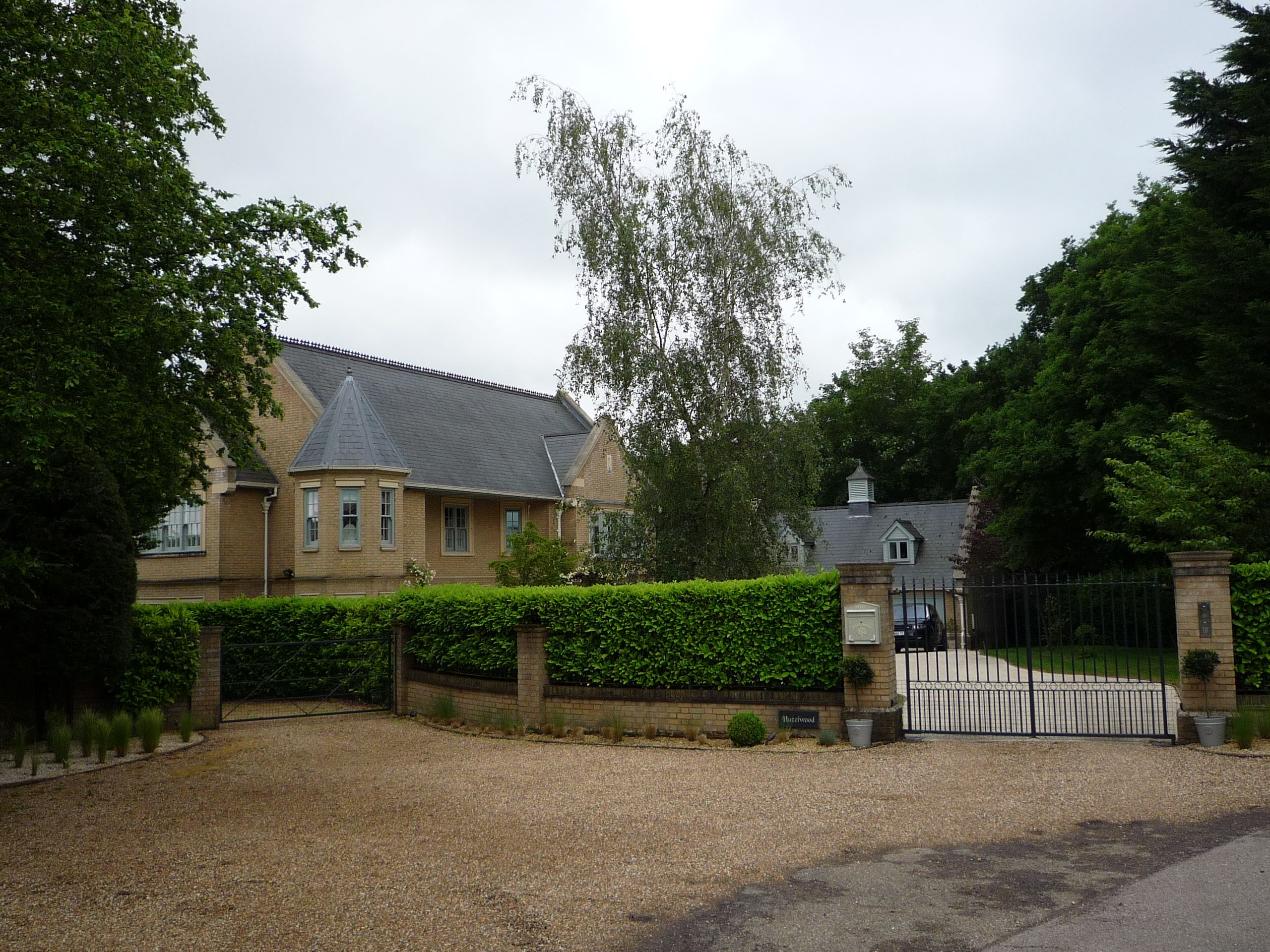 Hadham Ford - Gay Outdoor Club