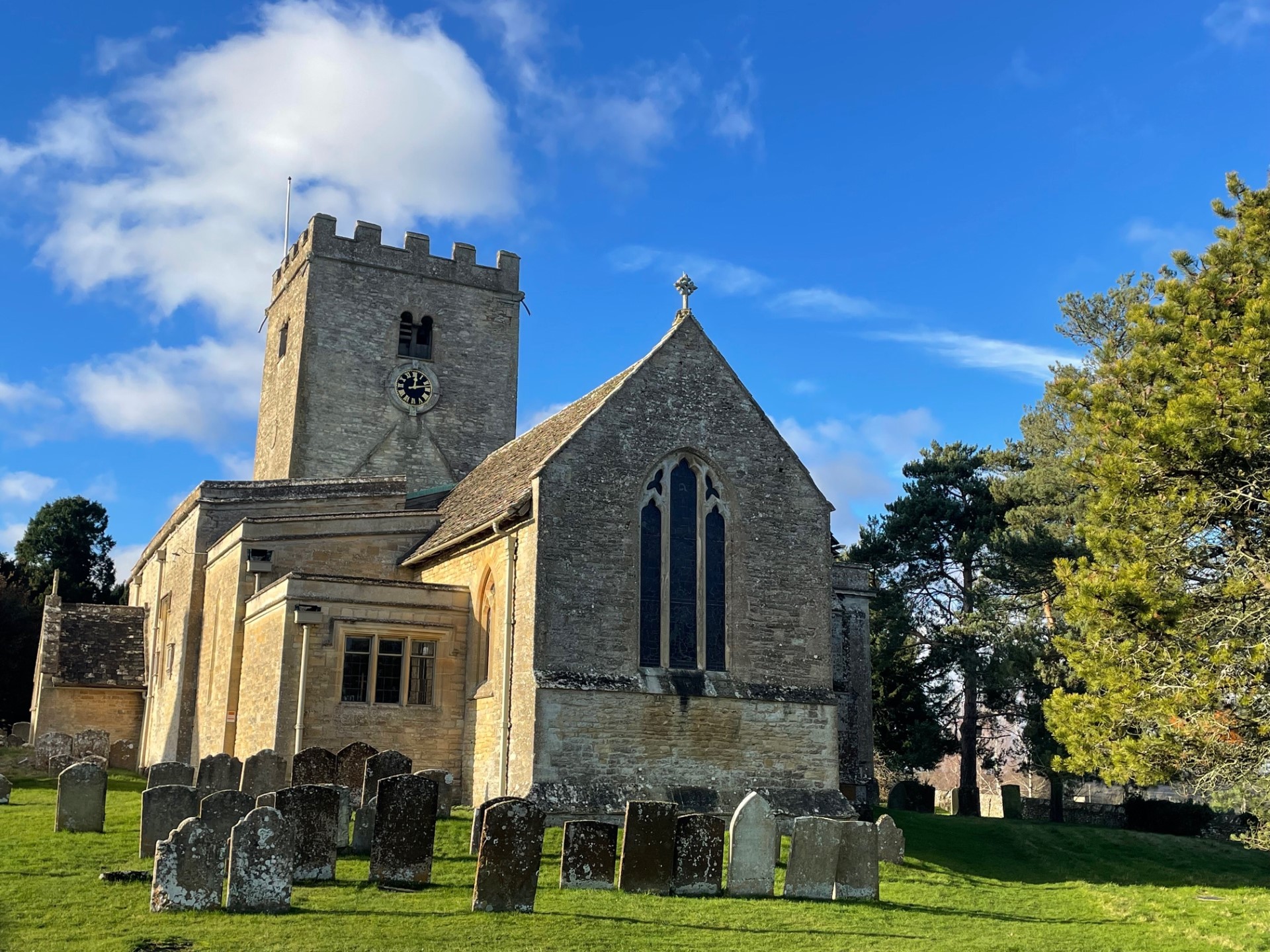 S. Mids - The Evenlode Valley, West Oxfordshire - Gay Outdoor Club