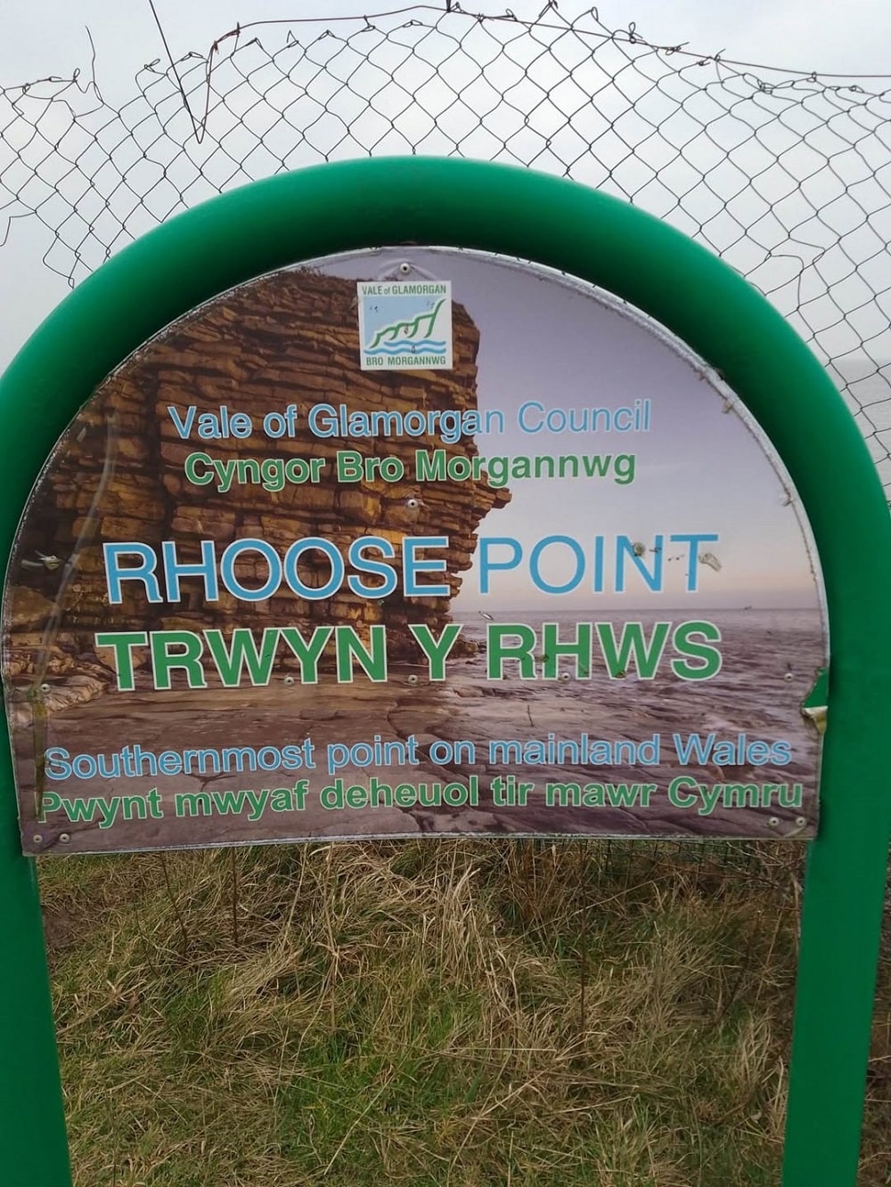 Rhoose, Penmark and Porthkerry Park, Vale of Glamorgan - Gay Outdoor Club